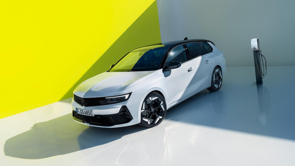 Astra Sports Tourer GSe | Astra | Opel