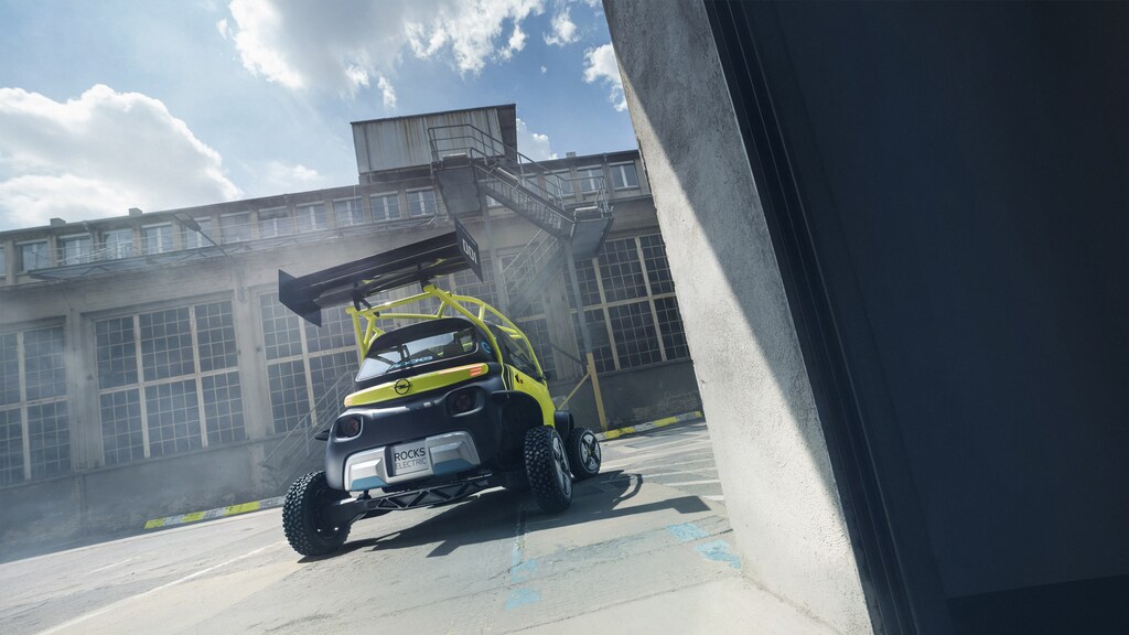 „Tu îl proiectezi, noi îl construim“ - Opel Rocks e-XTREME