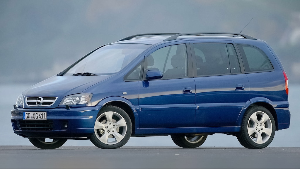 Opel Zafira și-a sărbătorit premiera mondială în urmă cu 25 de ani