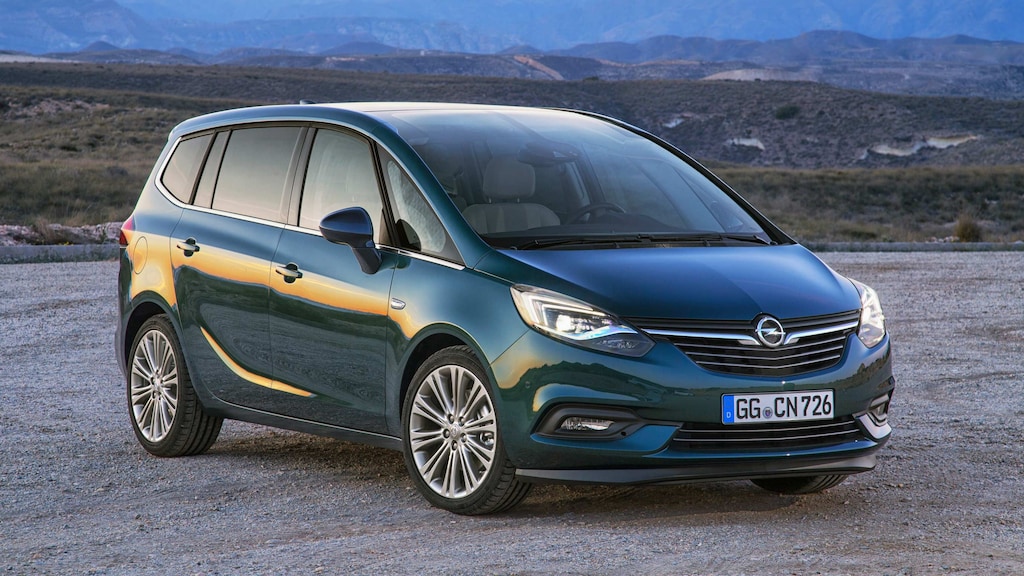 Opel Zafira și-a sărbătorit premiera mondială în urmă cu 25 de ani